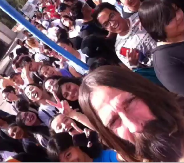 'Jesus Christ' Impersonator Attends AIDS Walk in Los Angeles, Photo ...