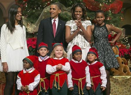 Obama Upstaged by Funny Elf at Christmas Concert