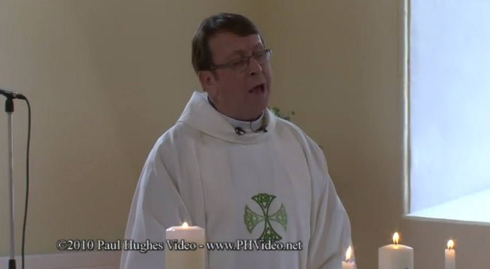 Watch Singing Priest Father Ray Kelly Amaze Another Wedding, Treating ...