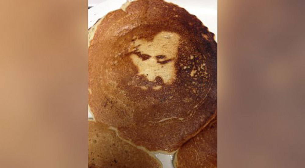 California Cafe Owners Spot the 'Face of Jesus' in a Good Friday Pancake