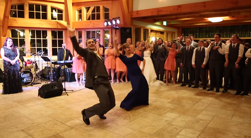 Best Mother-Son Dance Ever? See the Amazing Performance That Surprised ...
