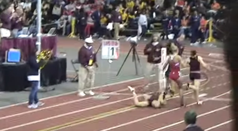 What This Runner Does When She Falls Down Will Amaze and Inspire You ...