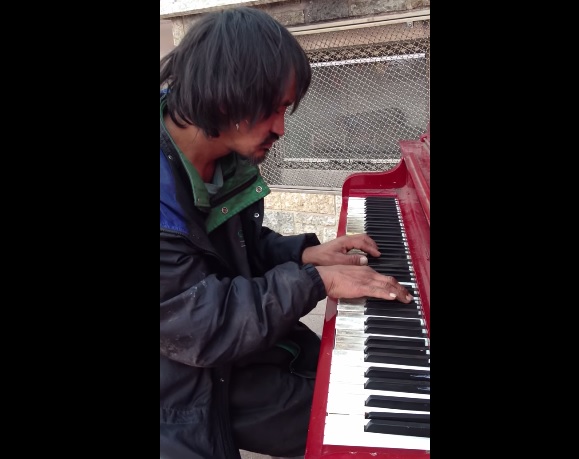 No One Expected This Homeless Man to Do This When He Stepped Up to The ...