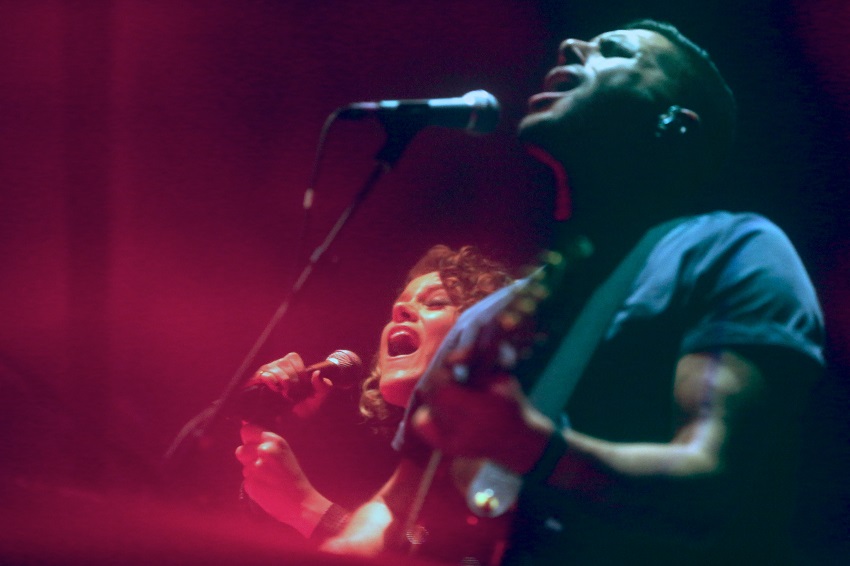 Hillsong's Young & Free Set to Release Album 'This Is Living' Featuring ...