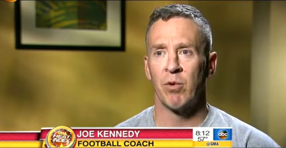 Coach Kennedy Barred From Football Team for Praying After Games | U.S.