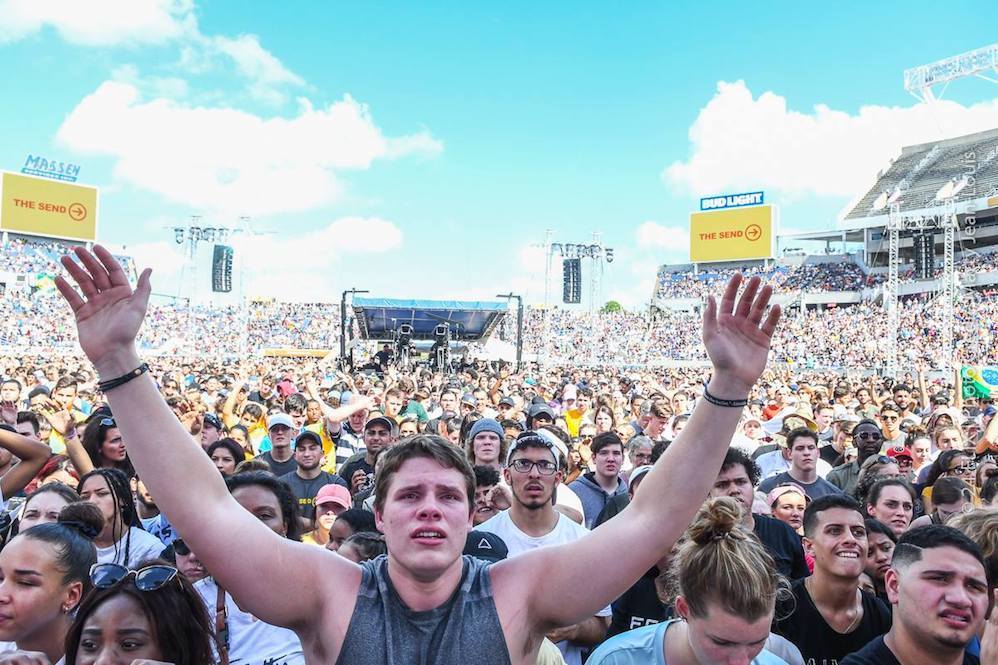 60,000 Christians gather in Orlando for 'Jesus Movement' of this ...