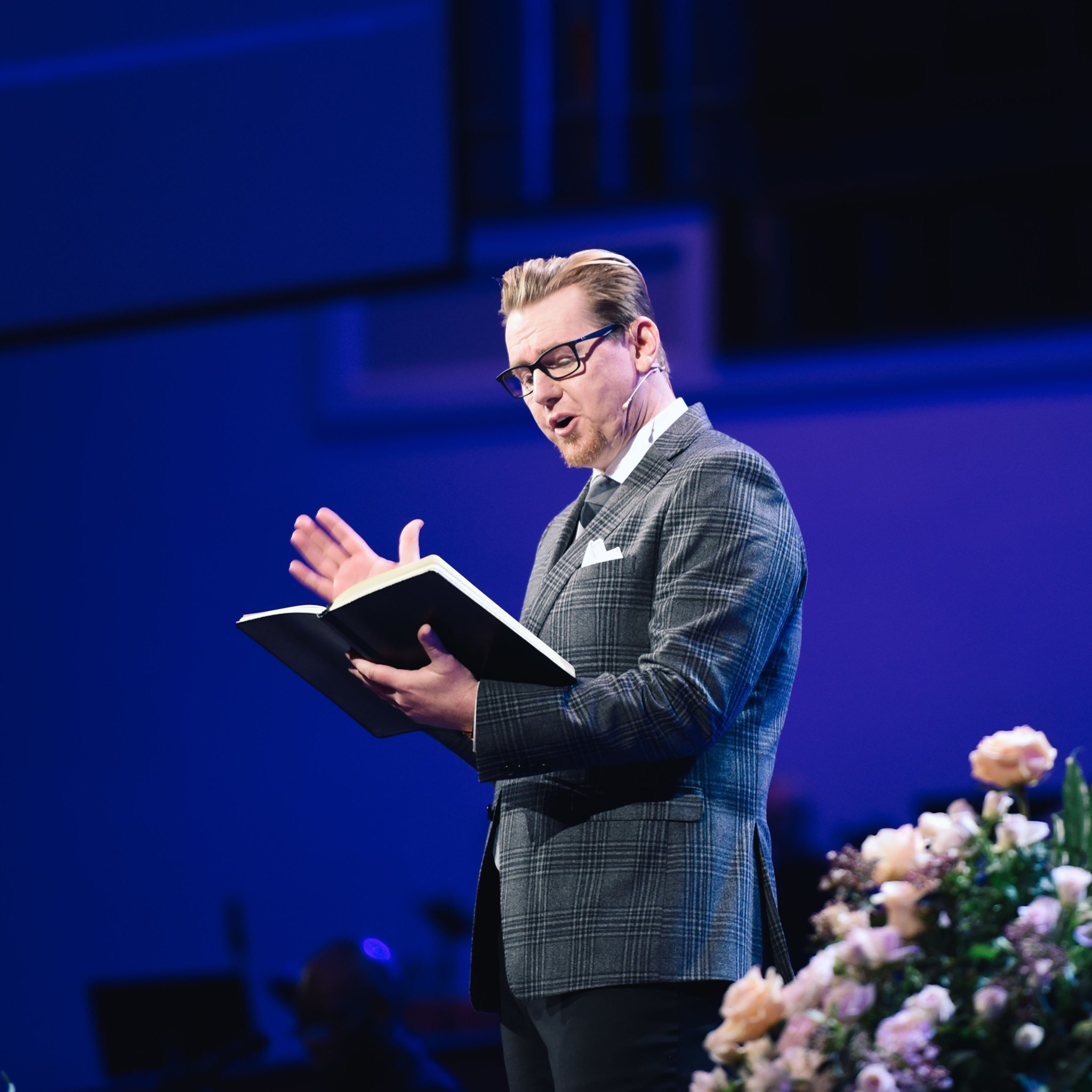 Florida church members vote to fire pastor but board disputes | Church ...