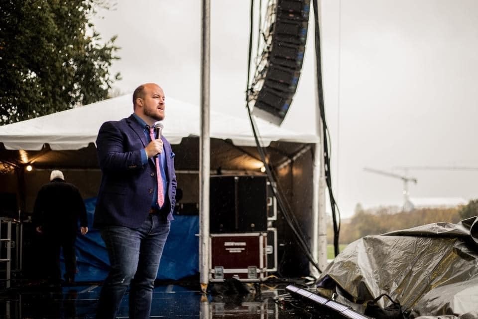 Jeremiah Johnson suspends online ministry | Church & Ministries