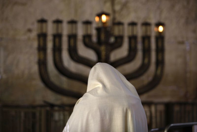 Jews and Gentiles: Distinction versus discrimination in Christ