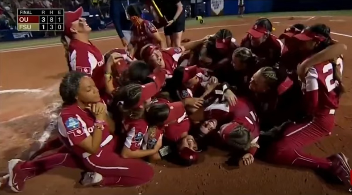 Oklahoma Sooners' softball champs declare 'our life is in Christ' | Sports