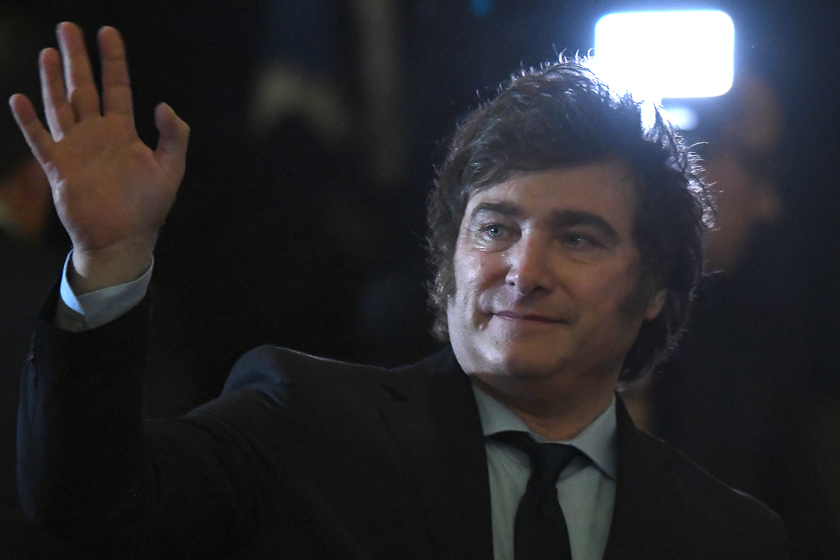 Evangelical leader among faithful praying for Pres. Javier Milei | World