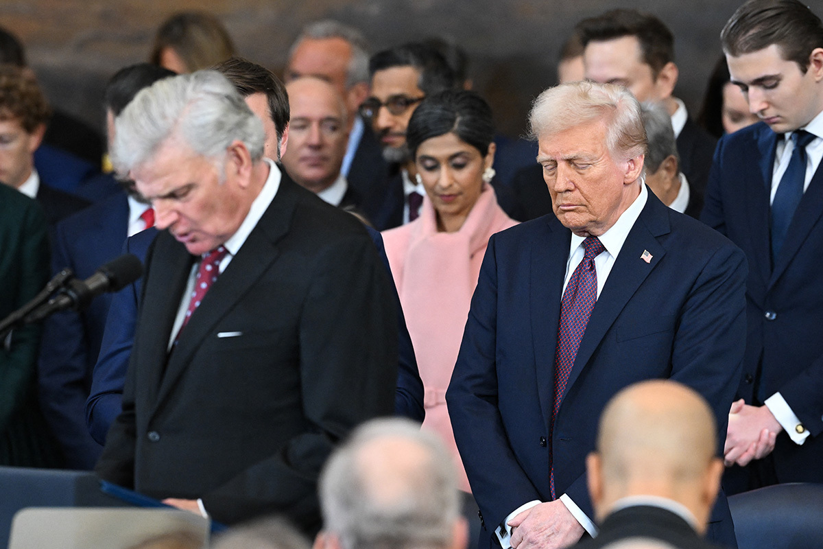 Franklin Graham delivers prayer at Trump’s inauguration | Politics
