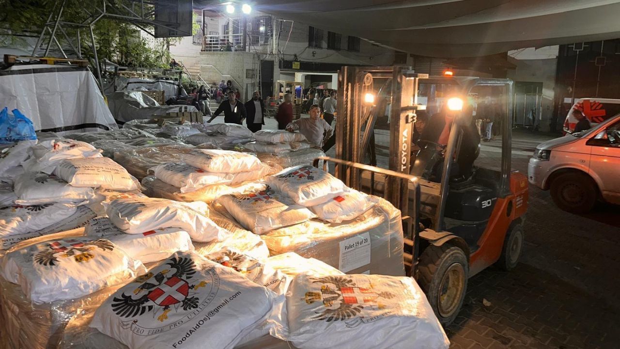 Pastor helps deliver 23 tons of rice to Christians in Gaza | World