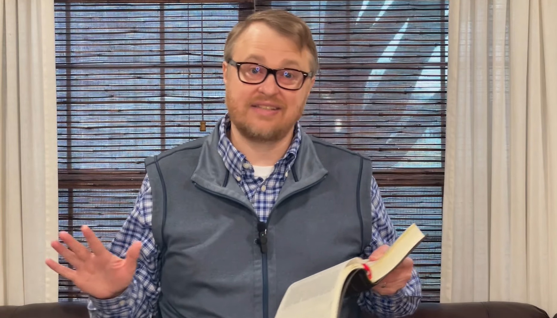 Pastor Matthew Queen sentenced for lying to federal investigators | U.S.