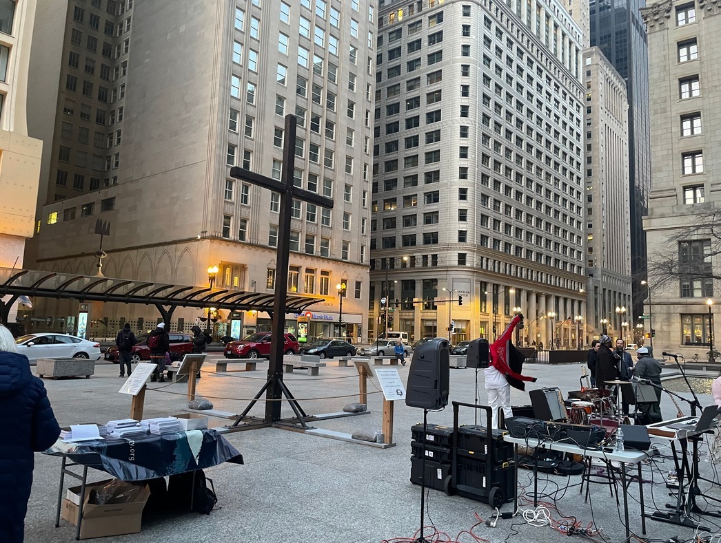 Chicago's Daley Plaza to host 18th annual 'Cross on the Plaza' | U.S.