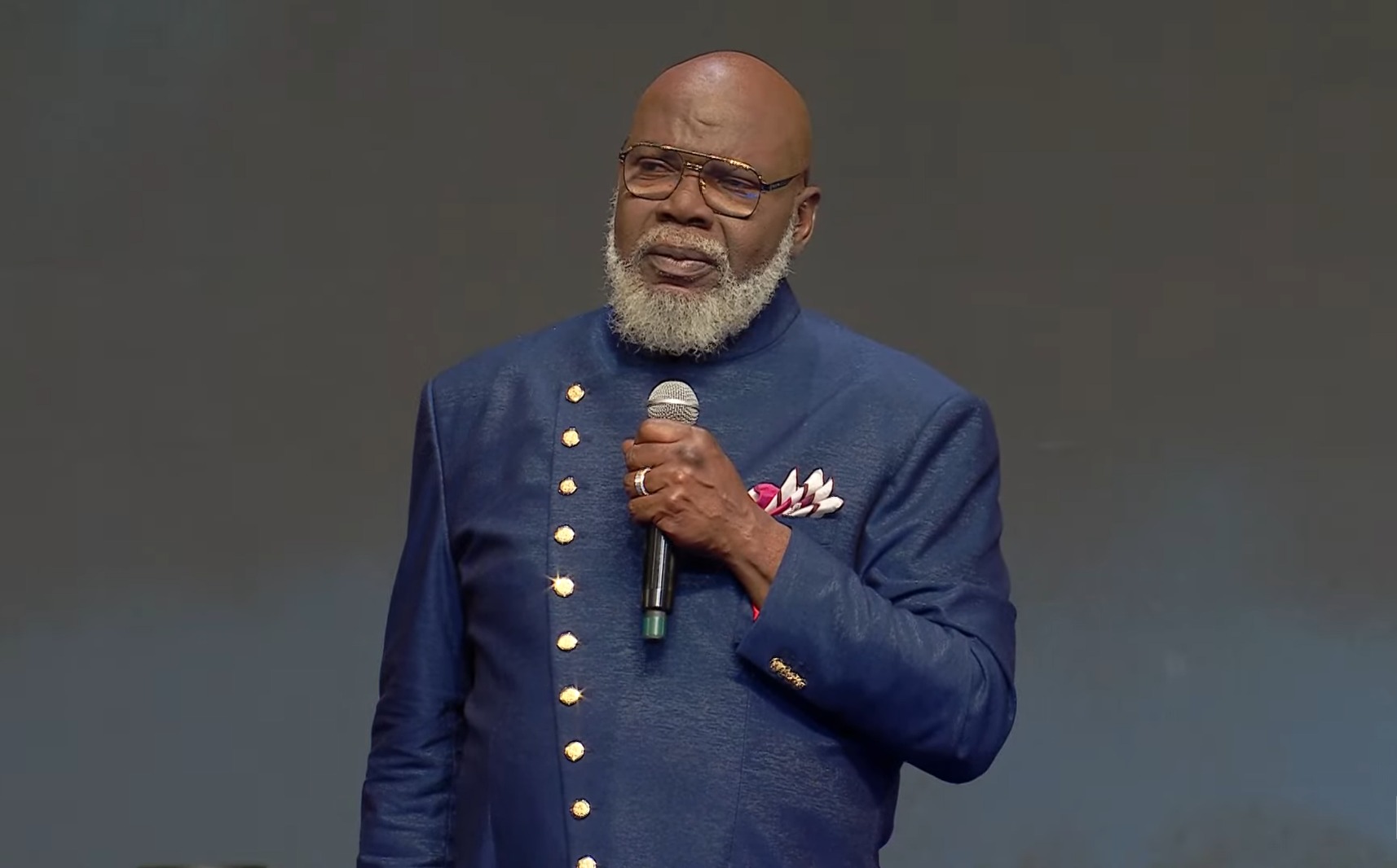 TD Jakes to hand over Potter’s House to daughter, son-in-law | Church ...