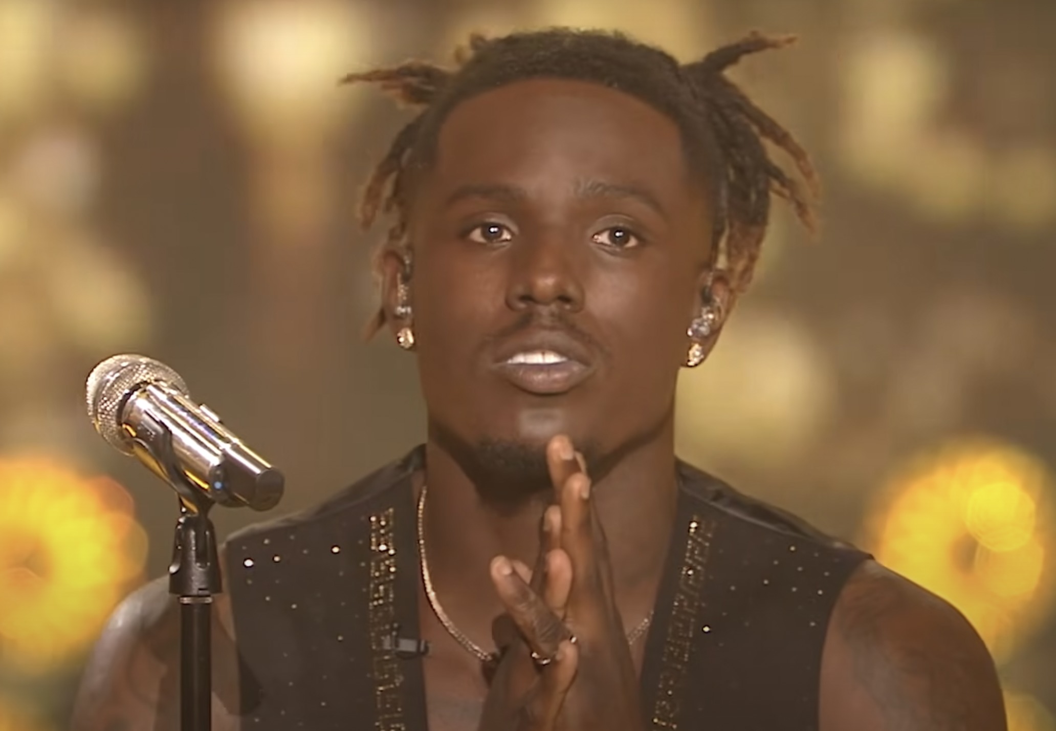 ‘American Idol’ winner Jamal Roberts grew up singing in church ...
