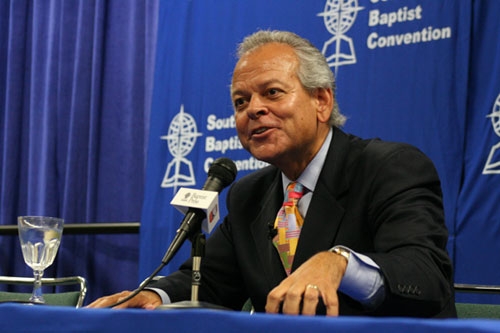 Johnny Hunt Wins Southern Baptist Presidency | Church & Ministries