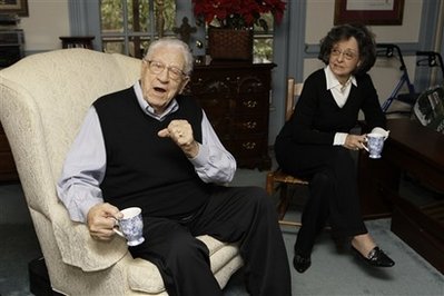 At 100, Billy Graham Singer's Voice Still Booming | Entertainment