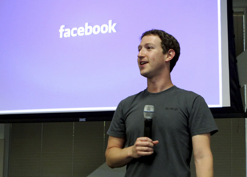 Former Facebook President Sean Parker Joins Twitter, Apologizes to Mark ...