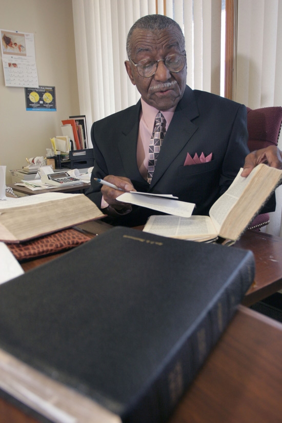 Civil Rights Leader, SCLC Co-Founder Fred L. Shuttlesworth Dies at 89