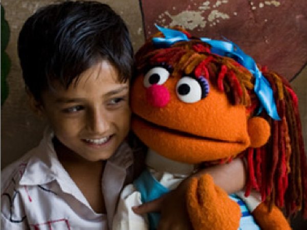 US Spends $20M on Pakistan Version of 'Sesame Street' to Help Fight ...