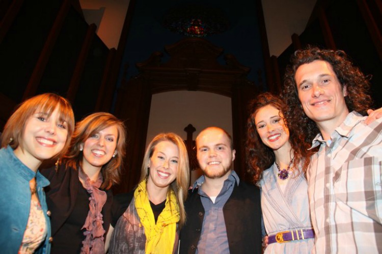 Christian Praise Band Mosaic: 5 Songwriters Melt, Unite as One in ...