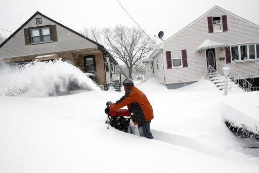 Winter Storm 'Nemo' Leaves 1 Dead, 600,000 Powerless in US Northeast | U.S.