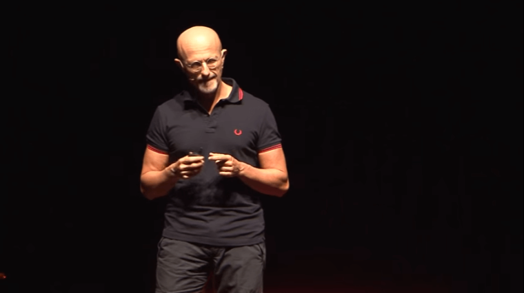 Man Volunteers for First Human Head Transplant Neurosurgeon Calls ...