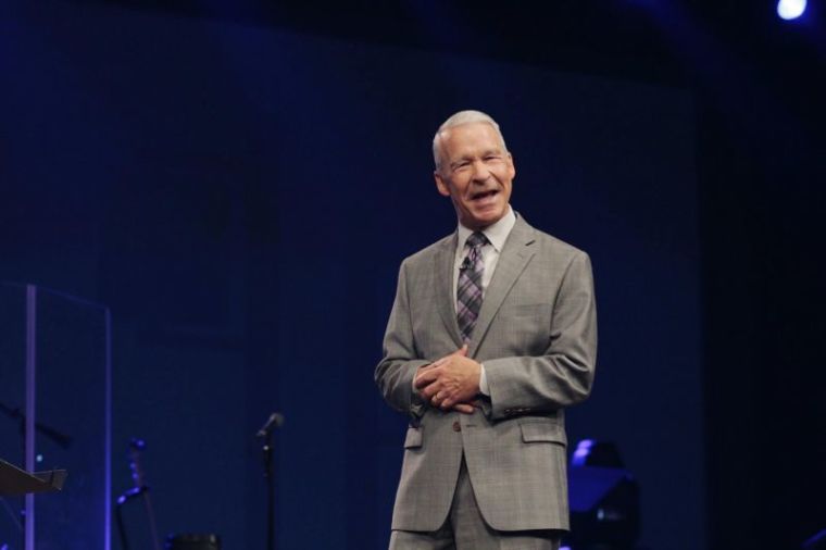 Joel Hunter Stepping Down as Senior Pastor of Orlando Megachurch, Says ...
