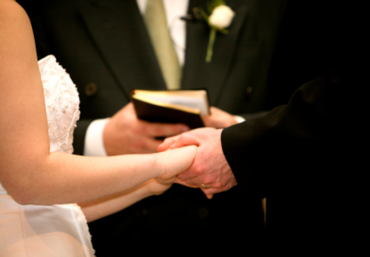5 Bible Verses That Will Help Strengthen Your Marriage