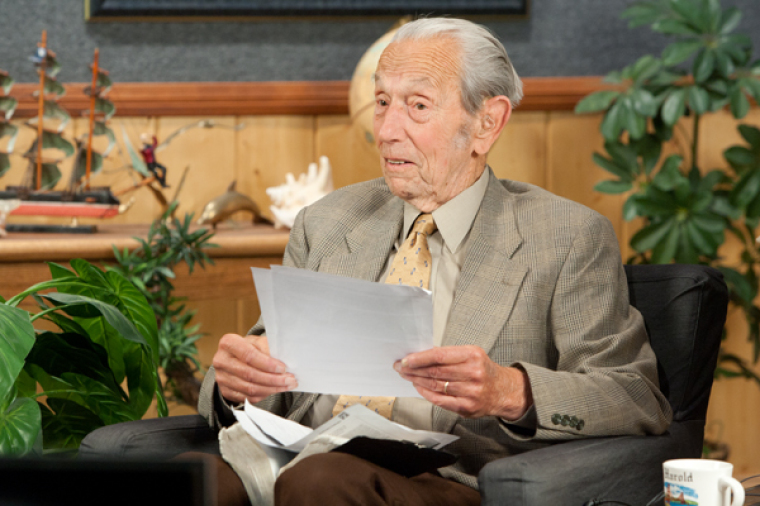 Harold Camping Reveals Oct.21 Rapture Prediction - PHOTOS | U.S. News