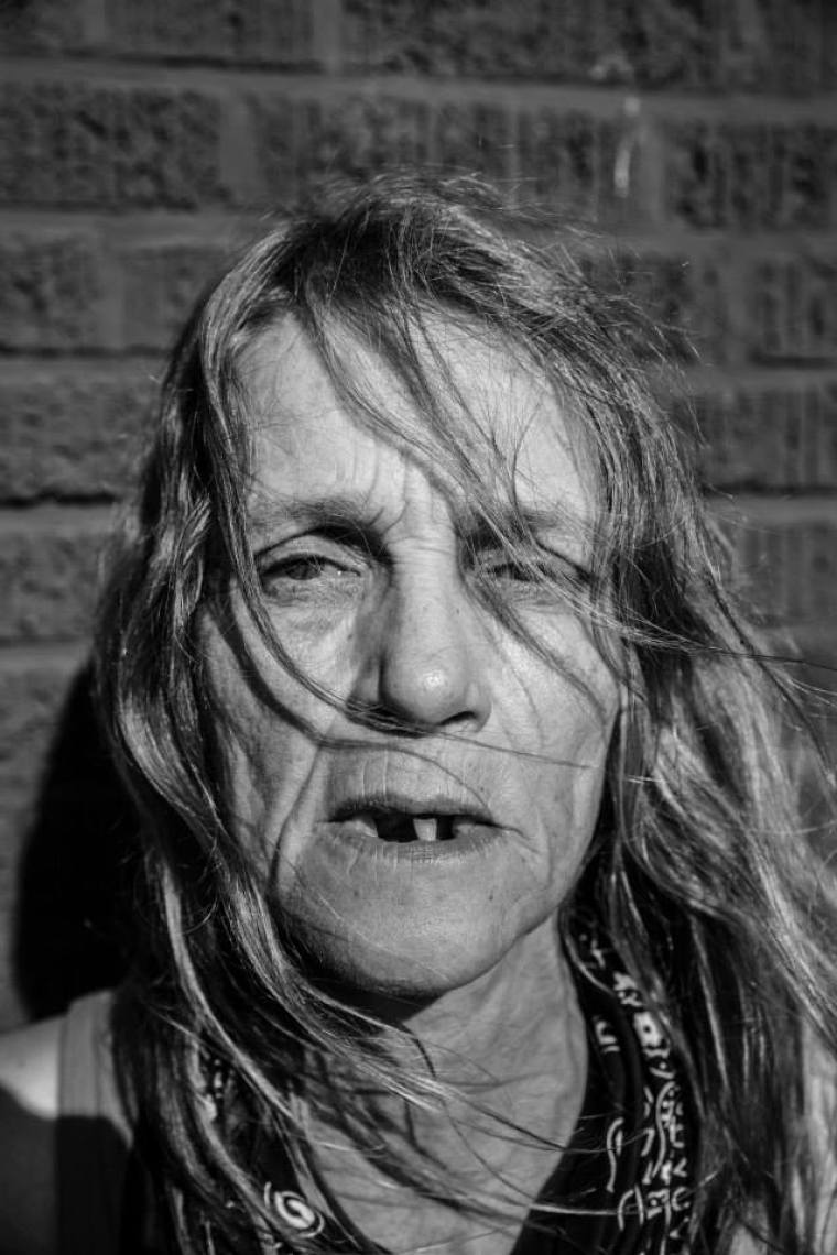 Stunning Photos Put 'Face' to NYC's Poverty Problem With 'Faceless Project'