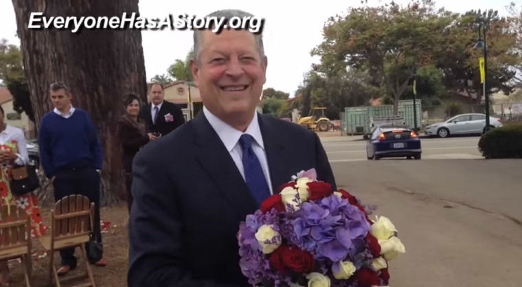 Guy Stumbles Upon Al Gore as Father of the Bride at Daughter's Wedding ...